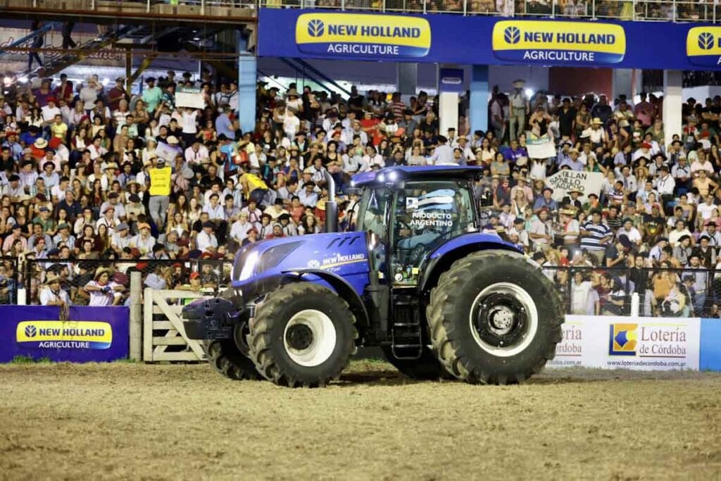 New Holland destaca su presencia en el Festival de Doma y Folklore ...